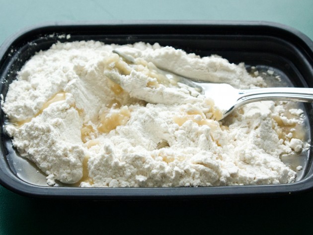 How to enjoy Cloud Dough with your kids - Moms Have Questions Too