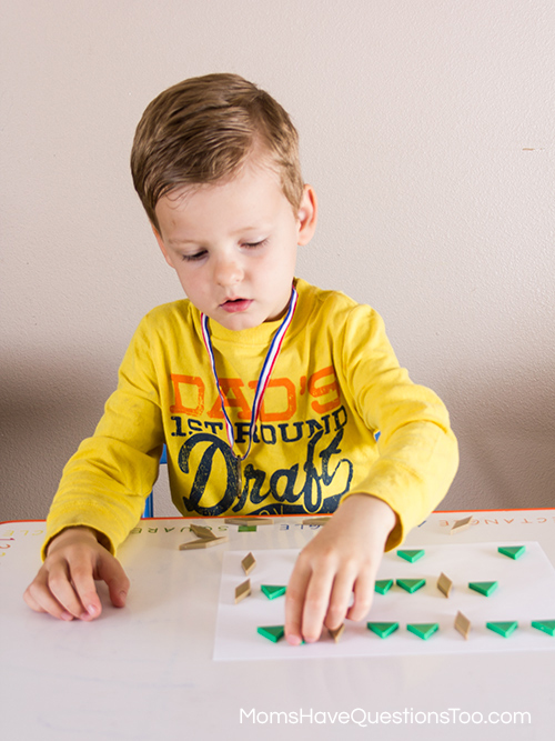 Making Patterns with Pattern Blocks for Preschoolers - Moms Have ...